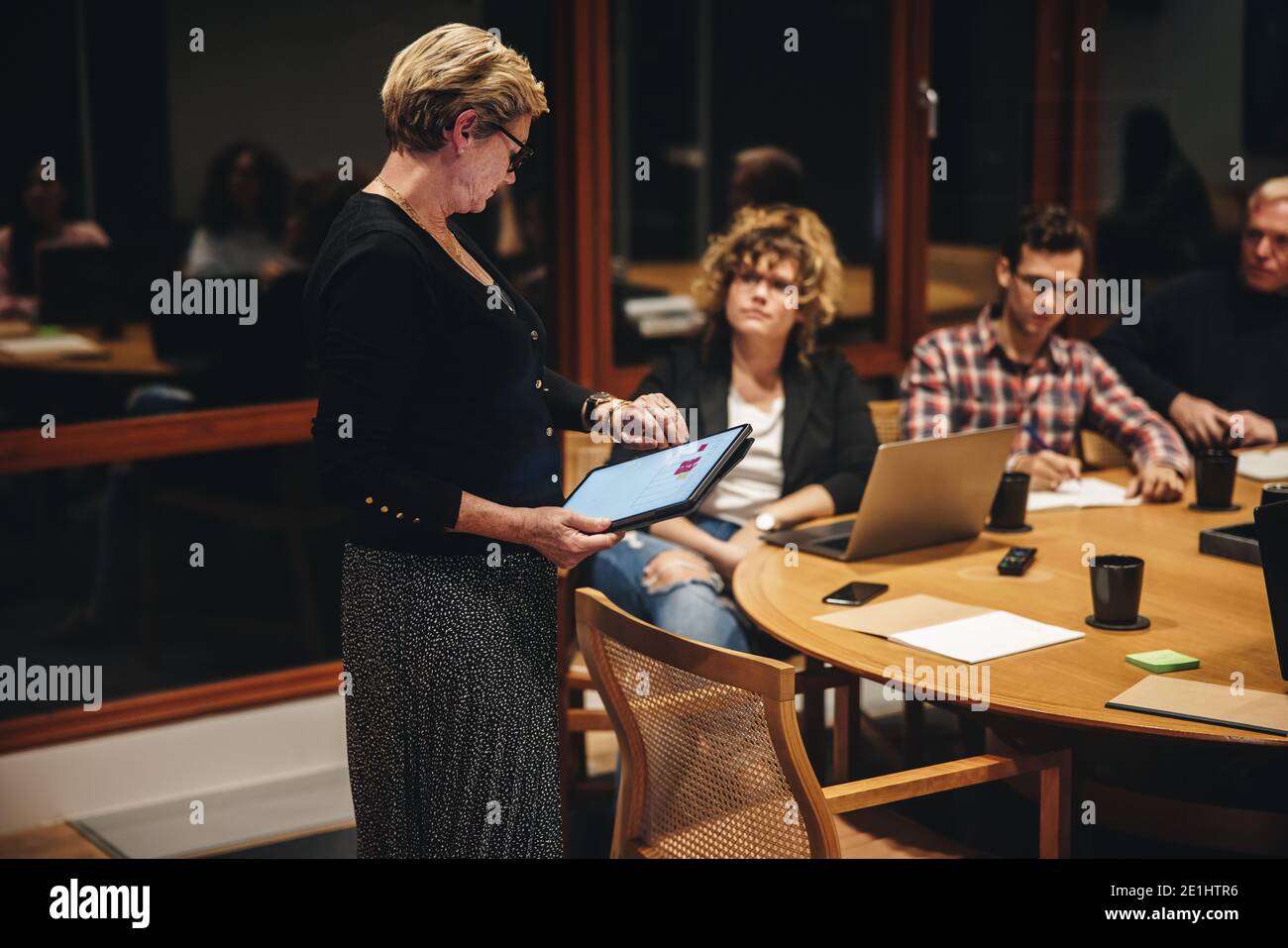 Time for a meeting hi-res stock photography and images - Alamy