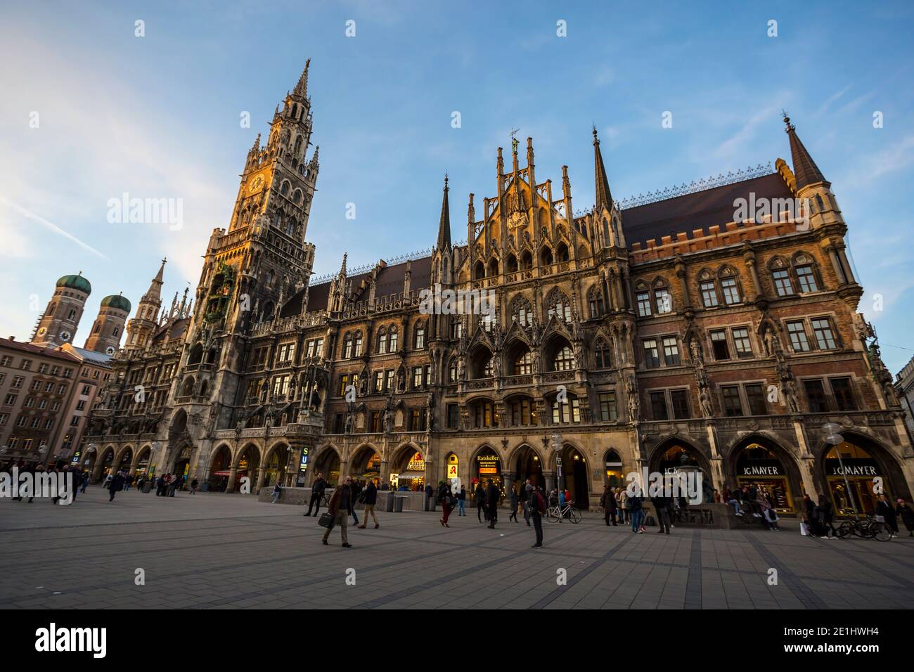Marienplatz architecture hi-res stock photography and images - Alamy