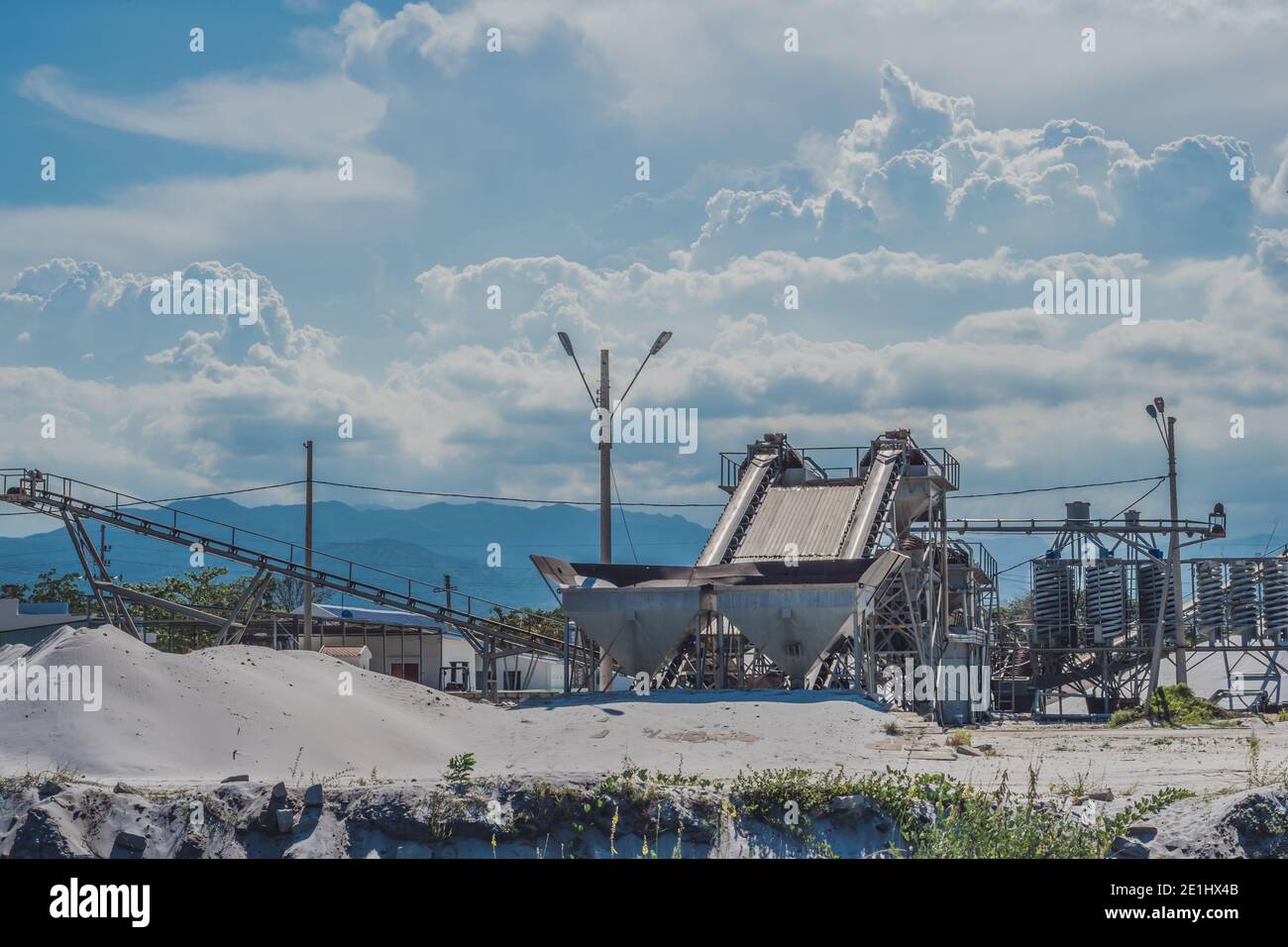 Sand stone crush process refinery operating conveyor belt mining ...