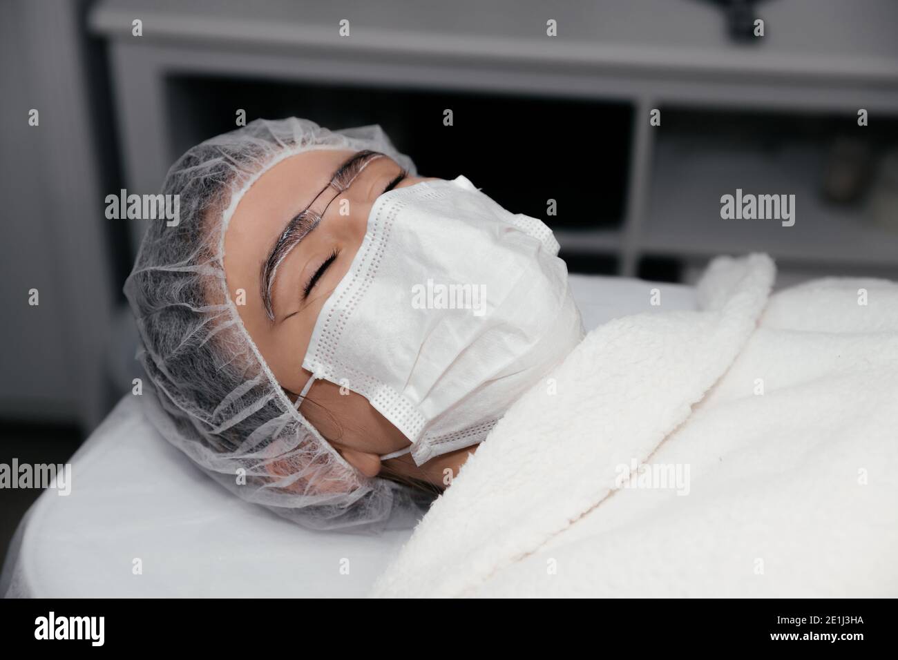Anesthetic mask hi-res stock photography and images - Alamy