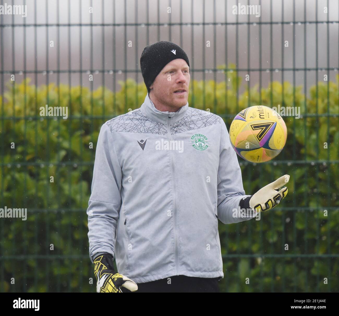 Scottish goalkeepers hi-res stock photography and images - Alamy