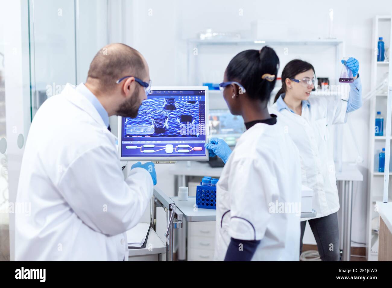 African american researchers hi-res stock photography and images - Alamy