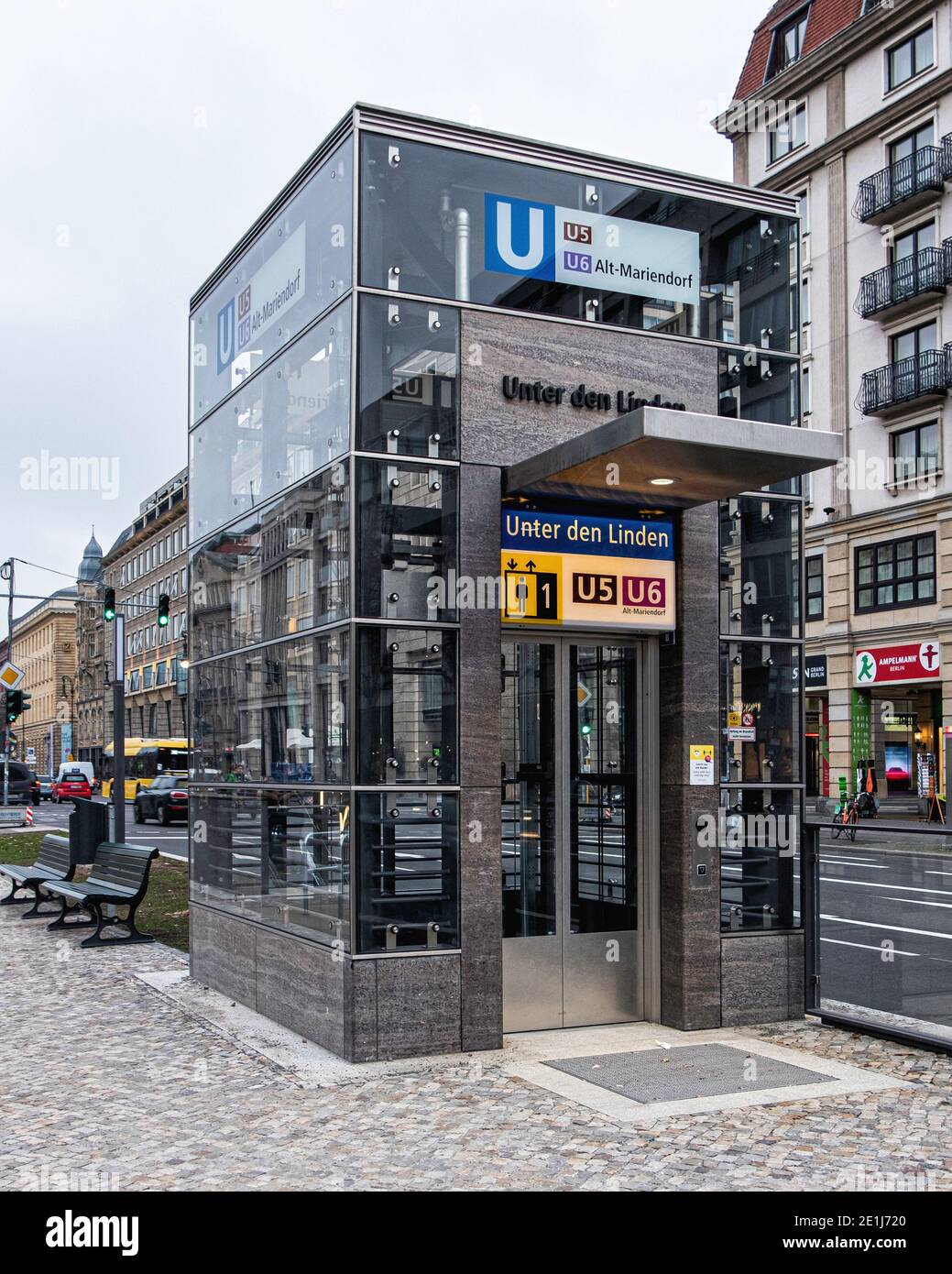 Unter den linden underground u bahn railway station hi-res stock ...