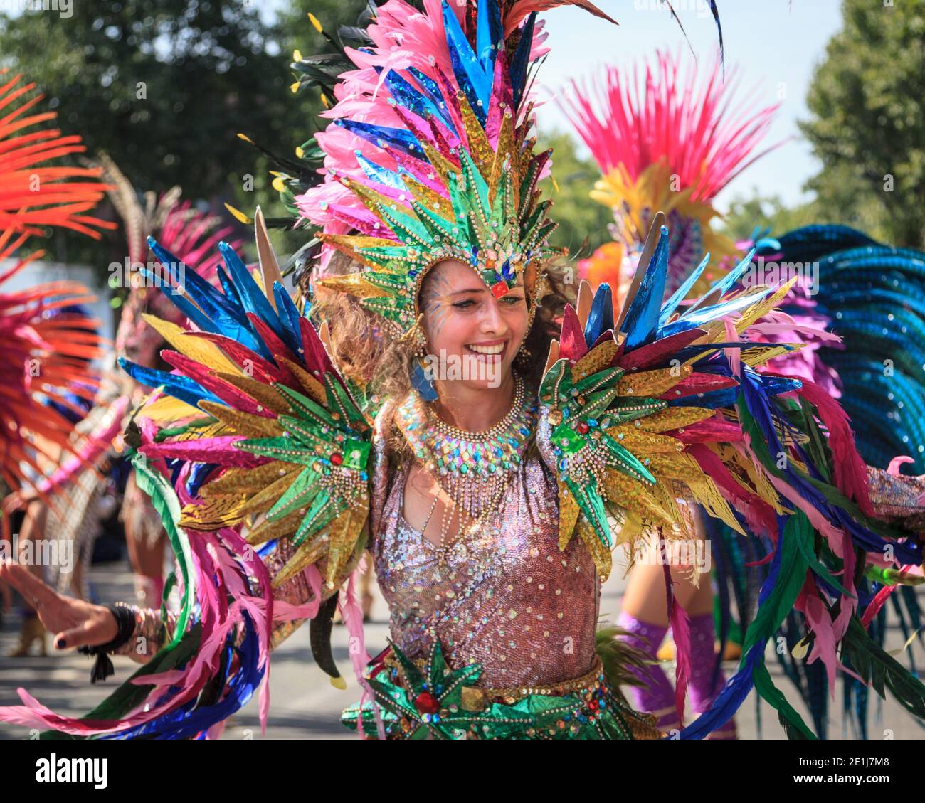 Female parade participant in colourful dance outfit at Notting Hill ...