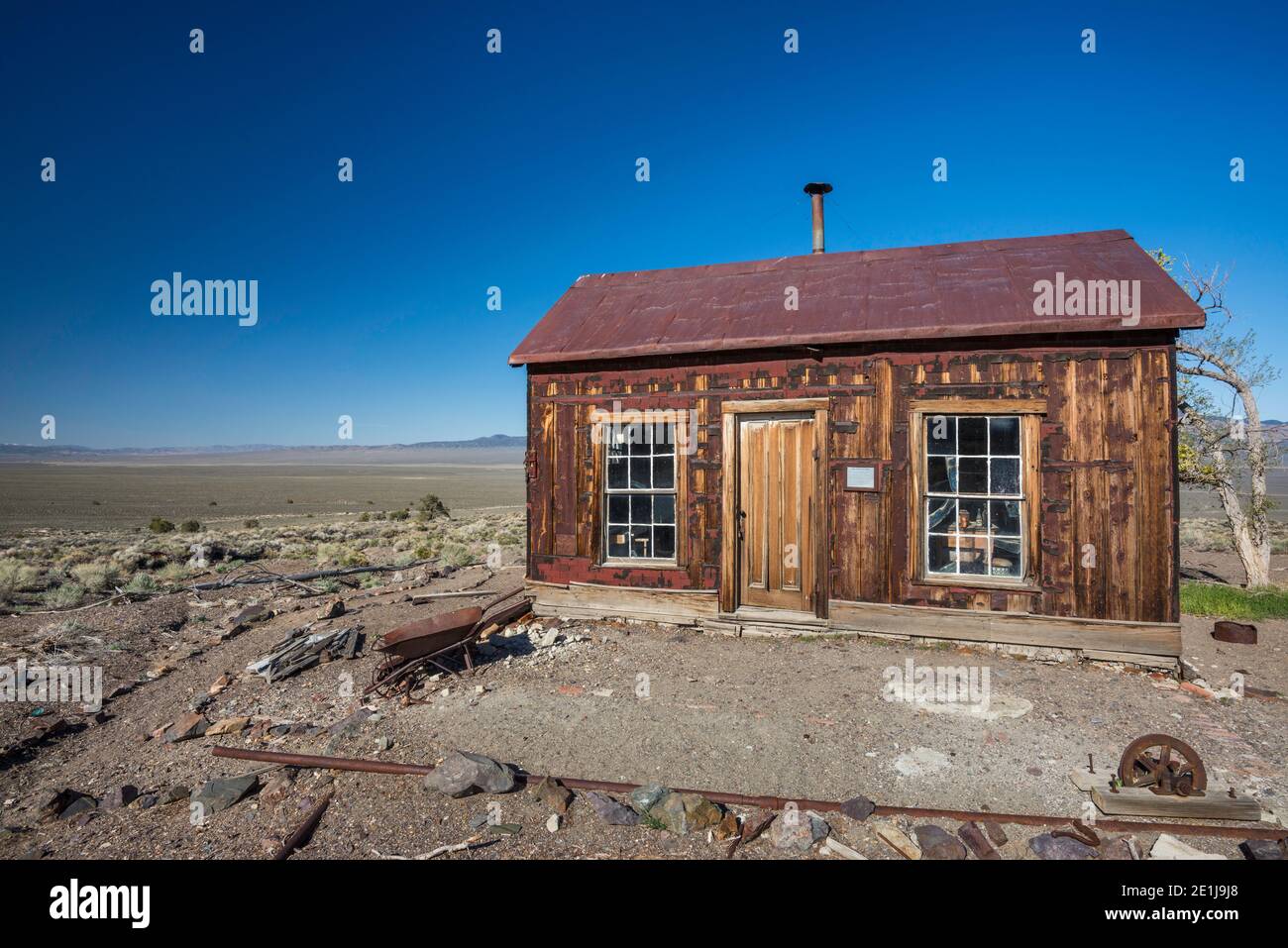 Mrs Phillips House, Ione Valley in distance, Silver Mine, Berlin ghost ...
