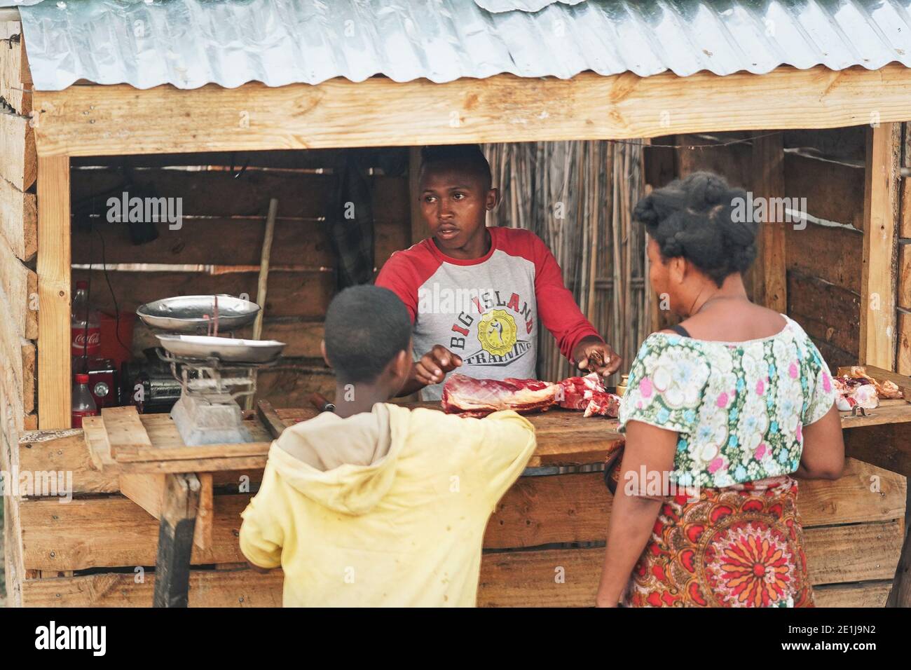 African market stall food village hi-res stock photography and images ...
