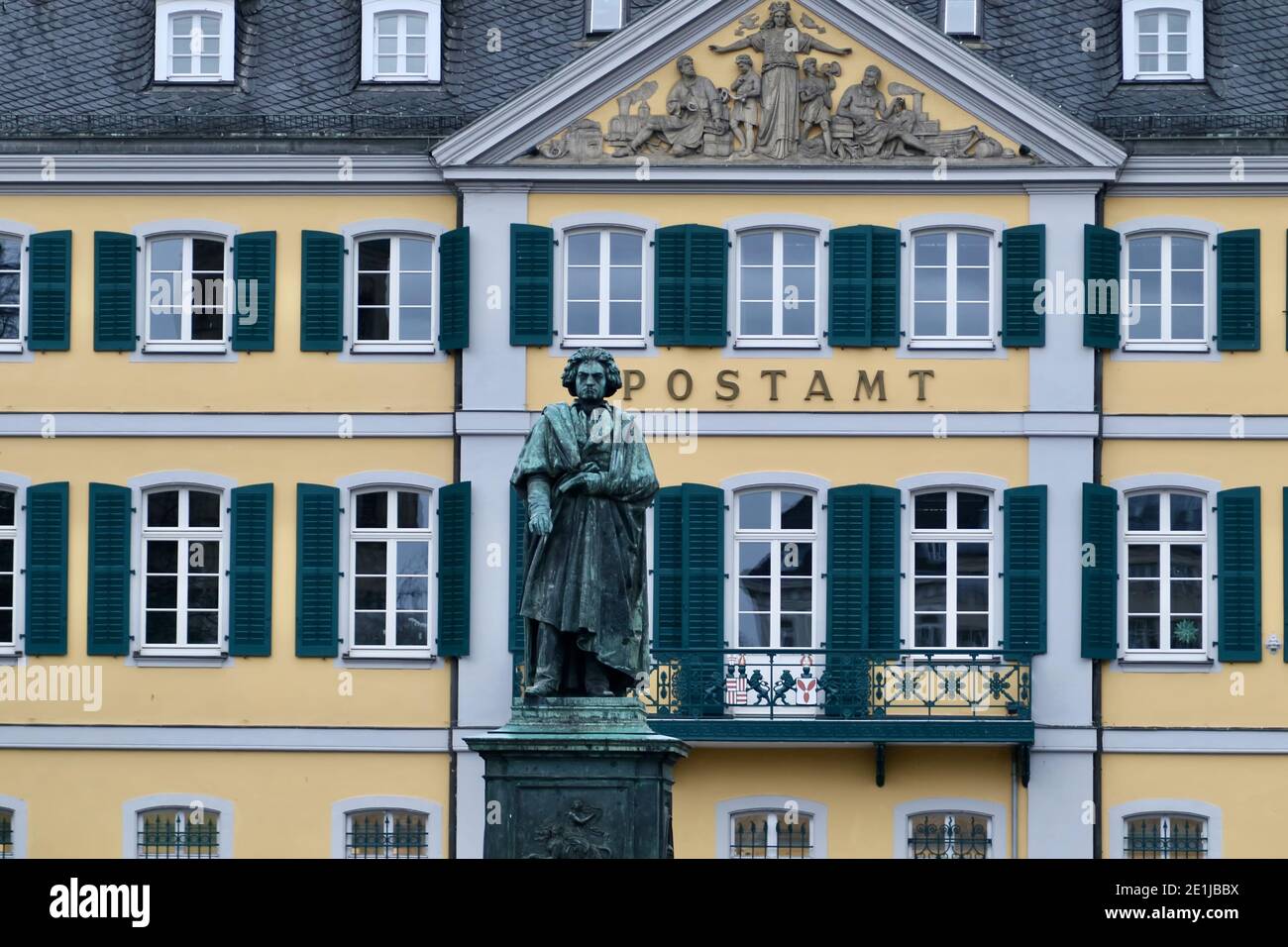 Bonn - Statue of Ludwig van Beethoven Stock Photo - Alamy