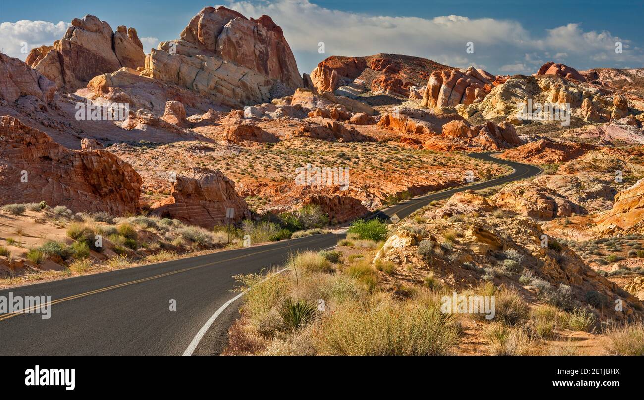 Sandstone rock formations at White Domes Road, in Valley of Fire State ...