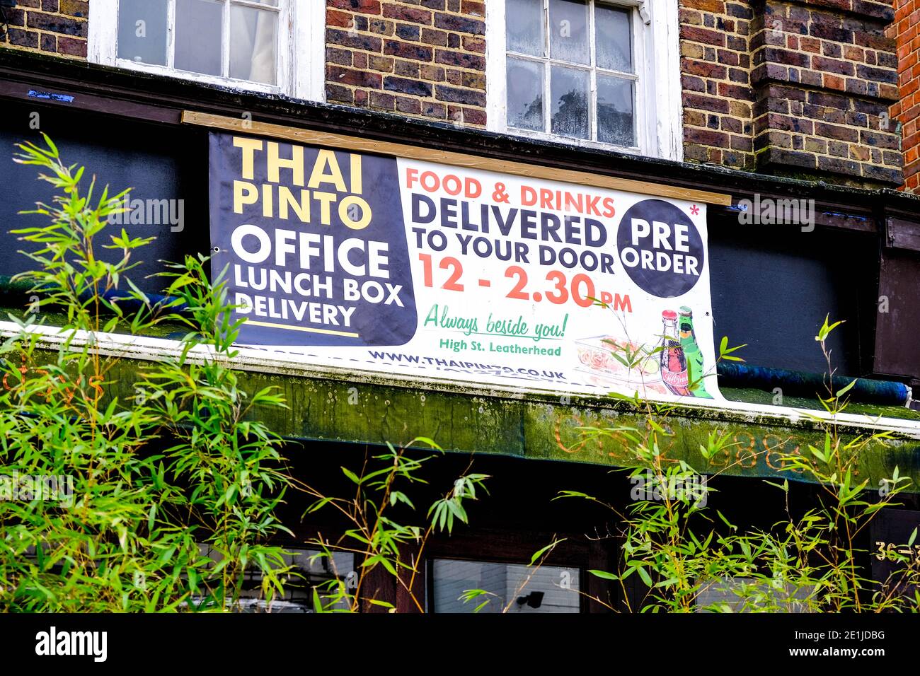 Leatherhead, surrey town centre hi-res stock photography and images - Alamy