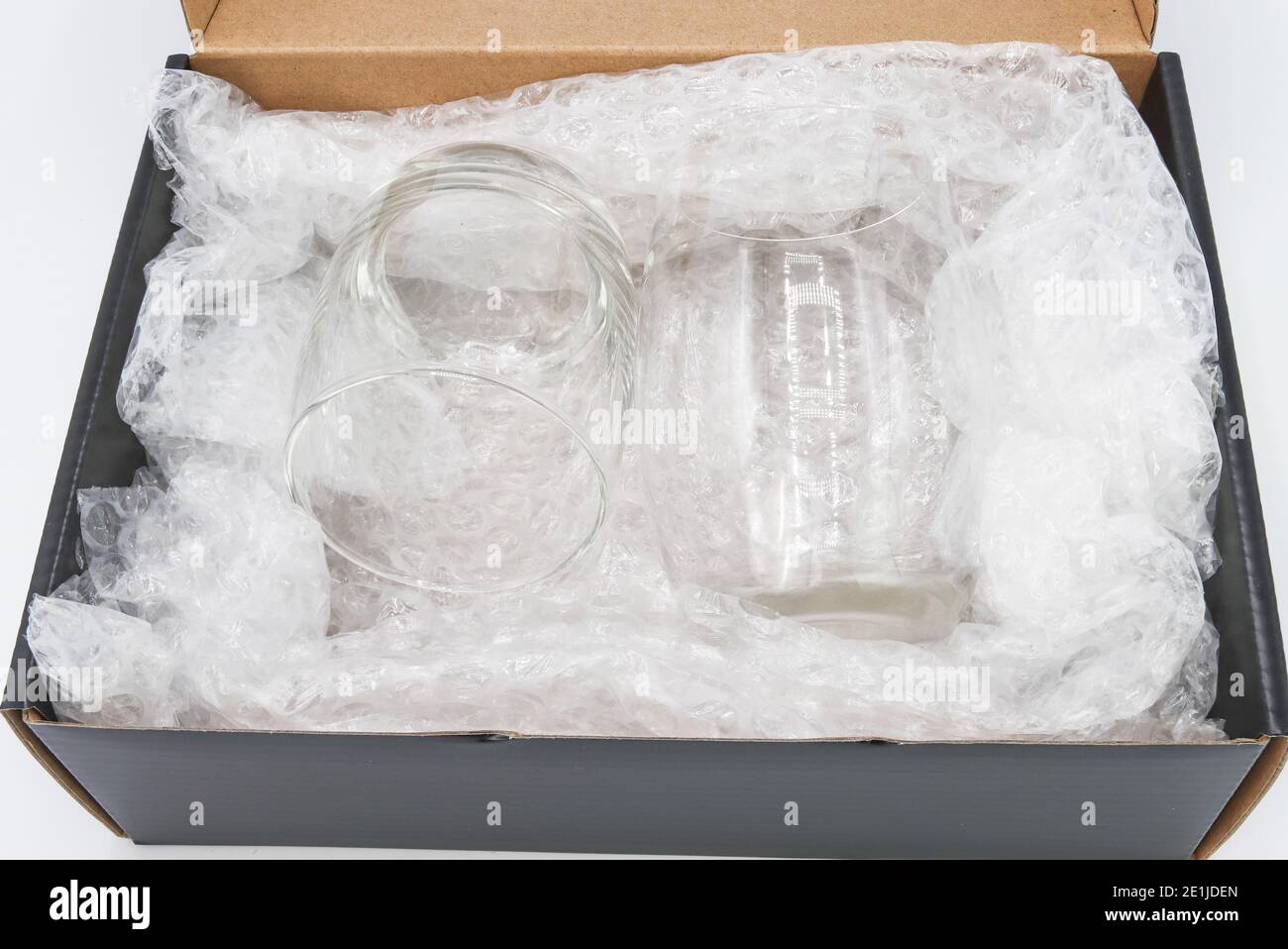 the bubble wrap cover water glass in box for protection product cracked ...
