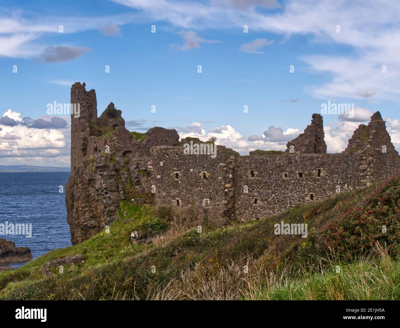 Dunure outlander hi-res stock photography and images - Alamy
