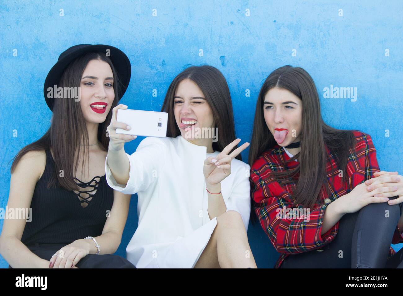 selfie time girls Stock Photo - Alamy