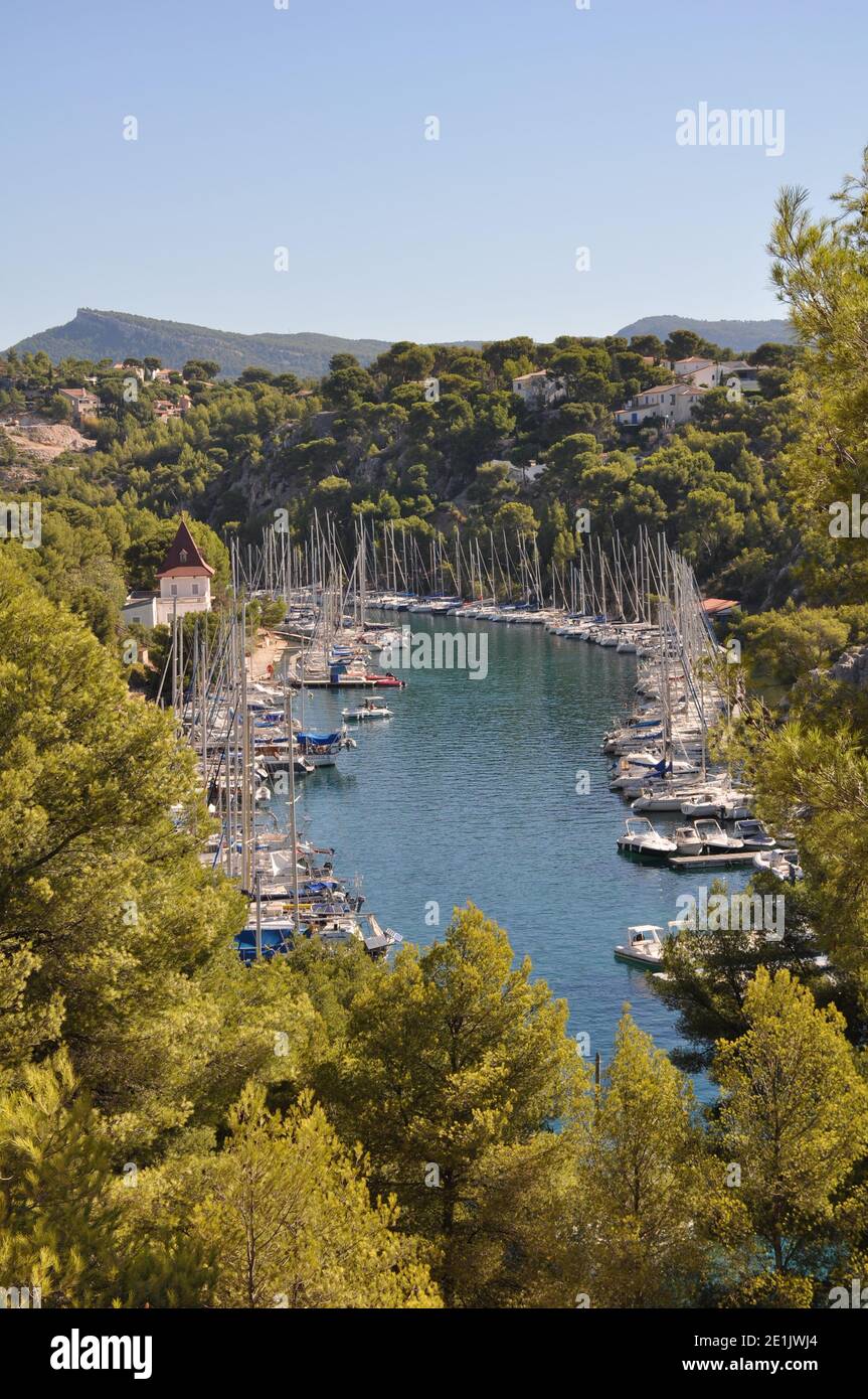 Boats at the Calanques de Port-Miou, Cassis, France Stock Photo - Alamy