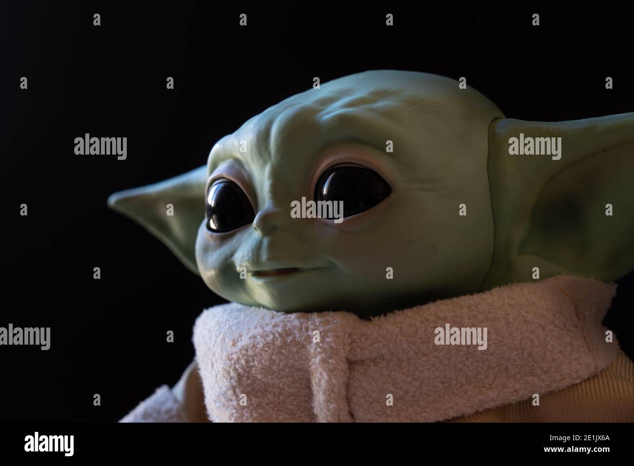 Grogu the mandalorian hi-res stock photography and images - Alamy