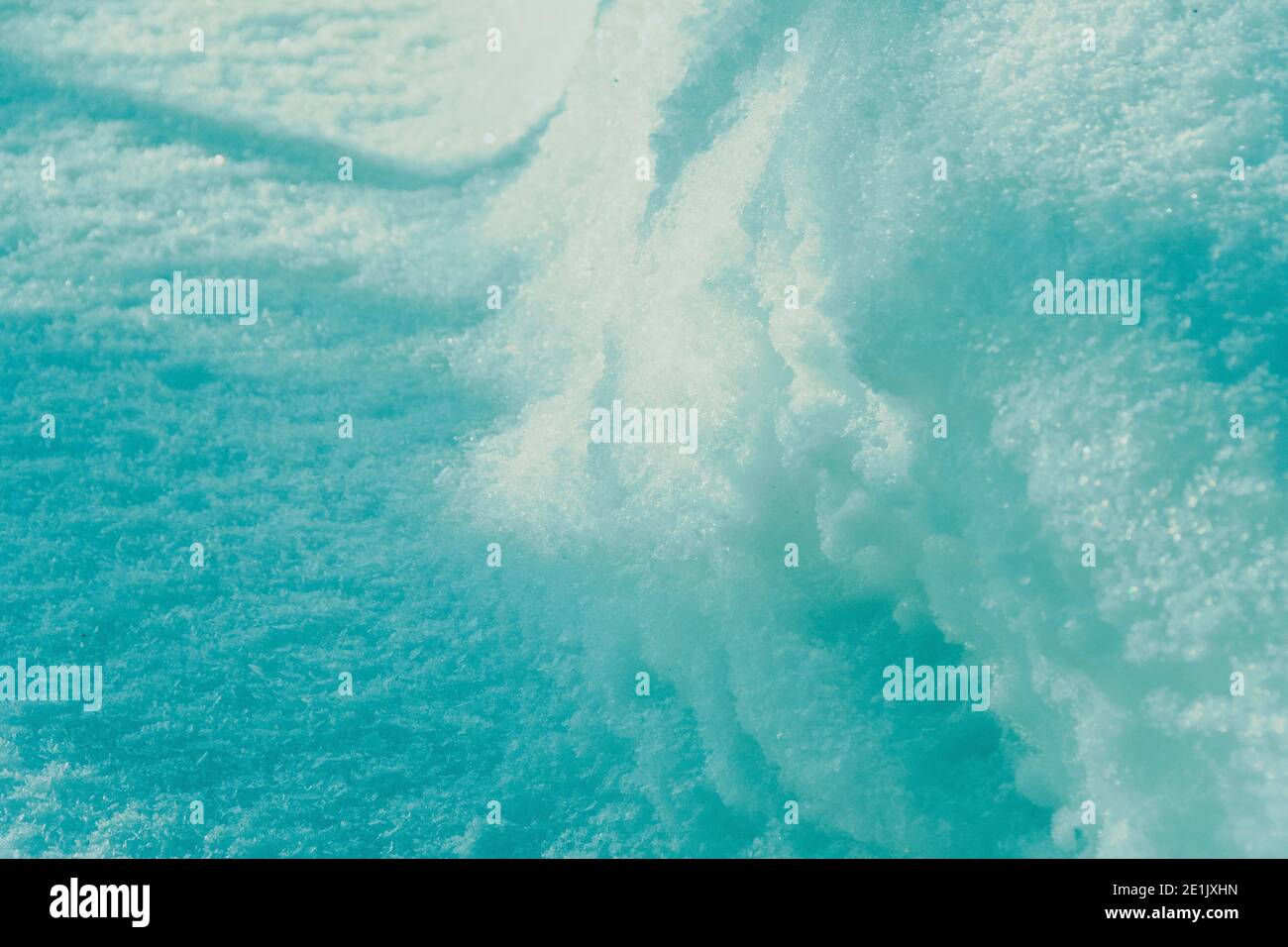 Fresh white snow and frost background structure Stock Photo - Alamy