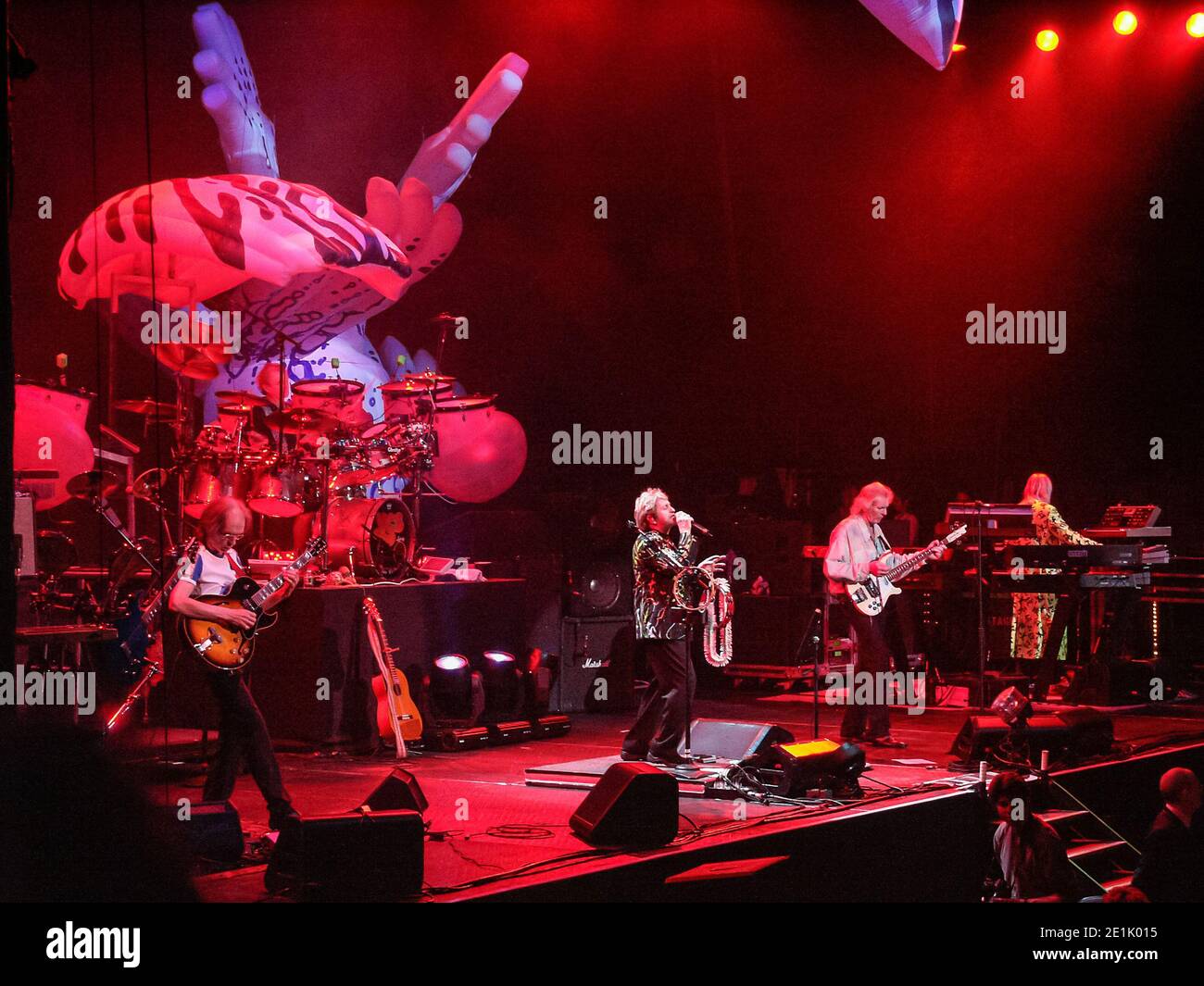 Yes band rick wakeman hi-res stock photography and images - Alamy