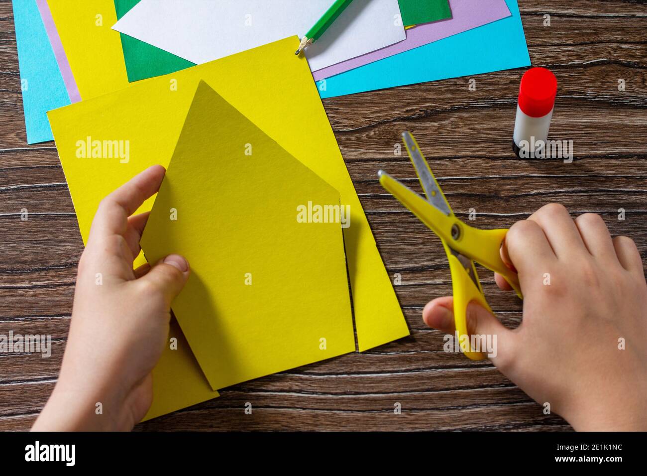 Instruction step 3 paper hi-res stock photography and images - Alamy