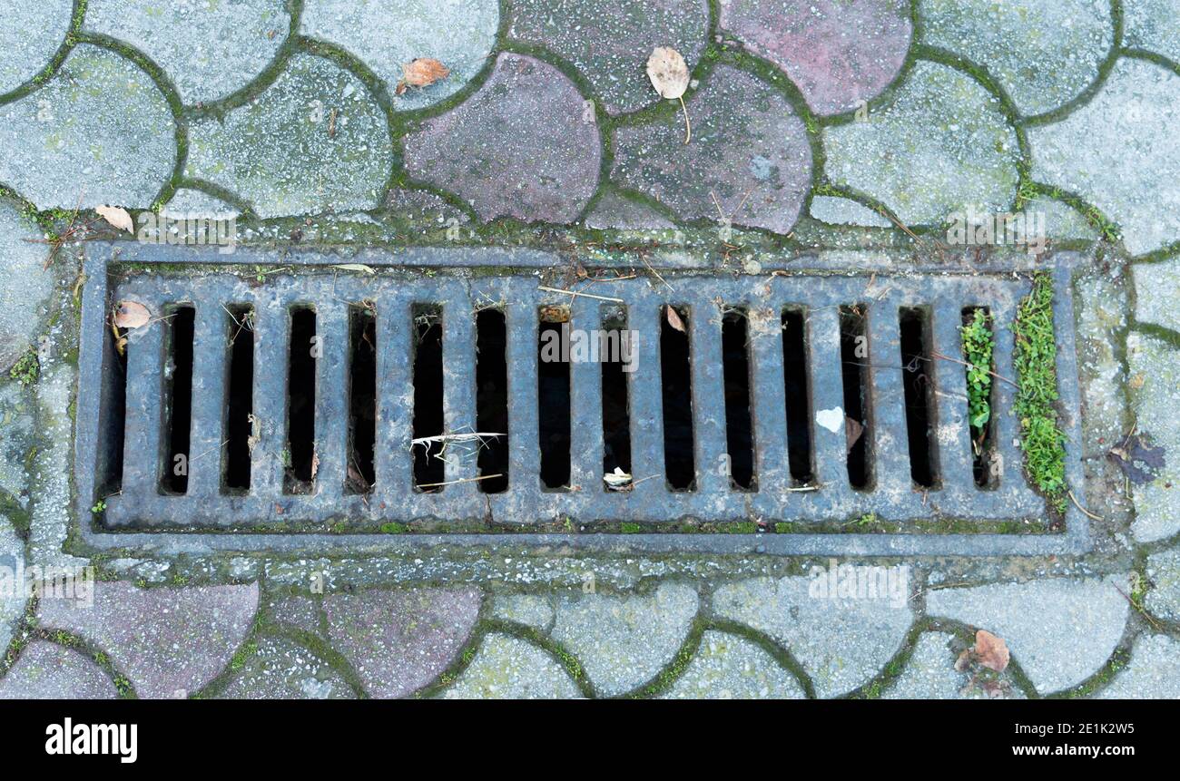 Manhole cover athens hi-res stock photography and images - Alamy