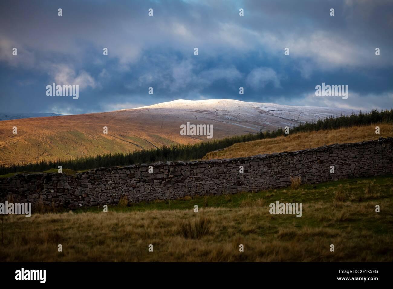 Cefn hi-res stock photography and images - Alamy