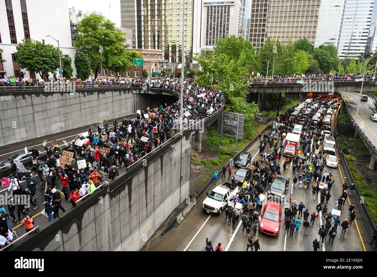 Seattle, USA. 30th May, 2020. Protestors flooding Interstate 5 shutting ...