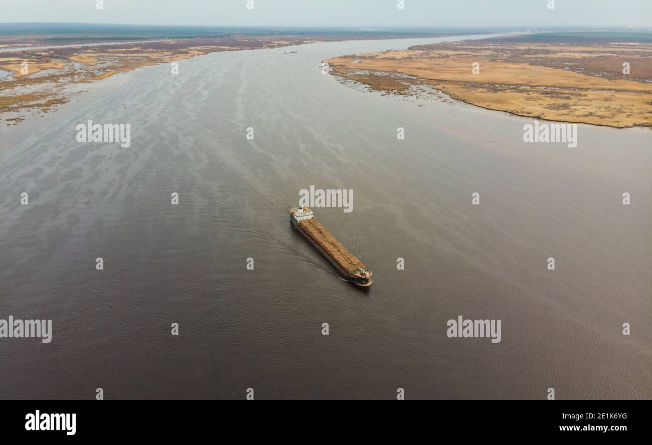 Timber carrier hi-res stock photography and images - Alamy