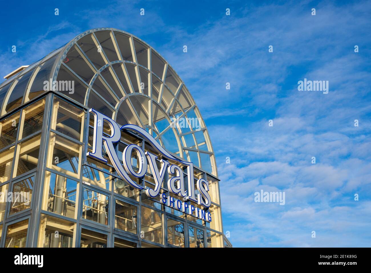 Blue and royals hi-res stock photography and images - Alamy
