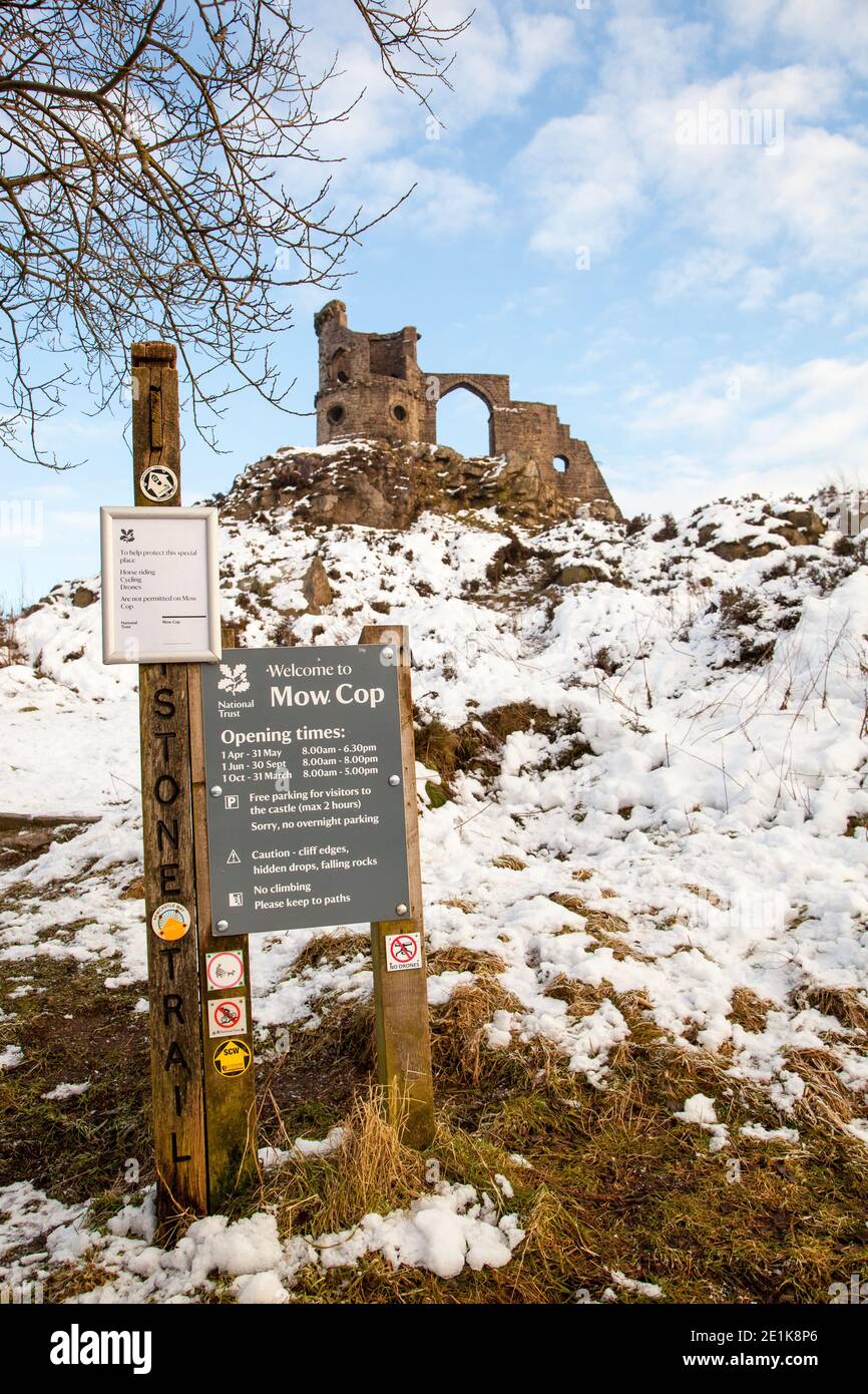 Mow Cop castle, the folly of a ruined castle in snow during winter ...