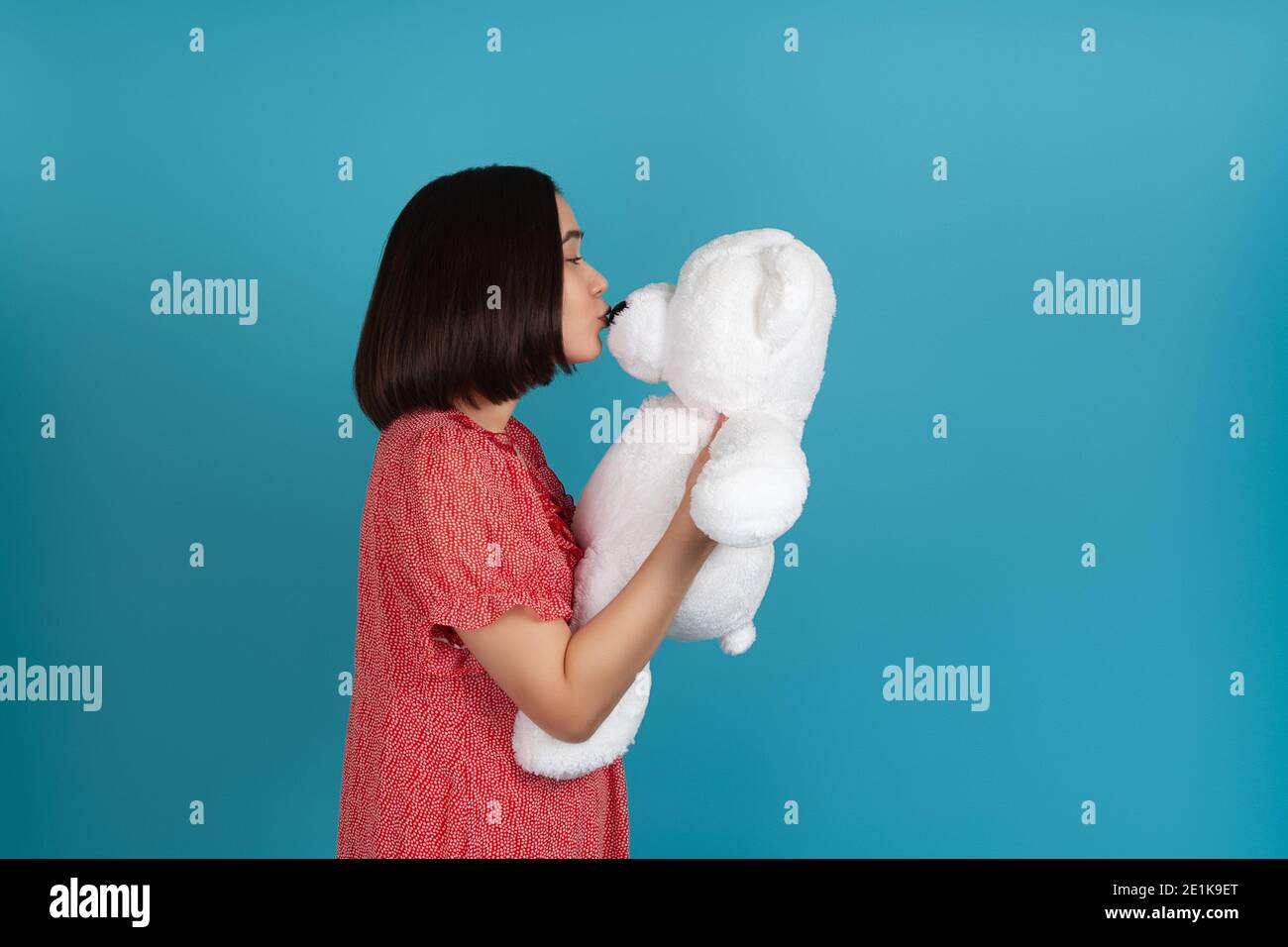 Kissing nose hi-res stock photography and images - Alamy