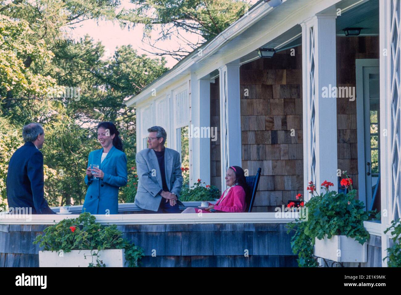 Business meeting conference vintage hi-res stock photography and images ...