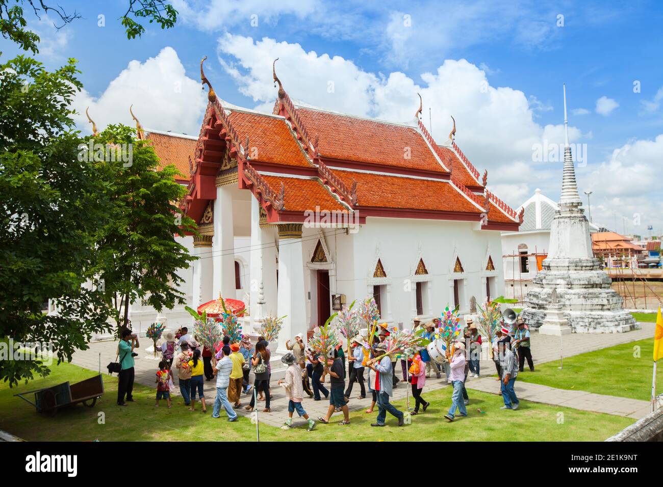 Buddhism ceremony walk around temple Stock Photo - Alamy