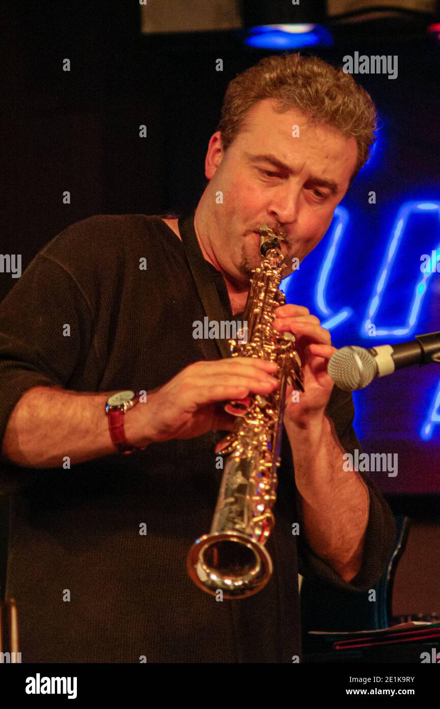 Bill bruford hi-res stock photography and images - Alamy