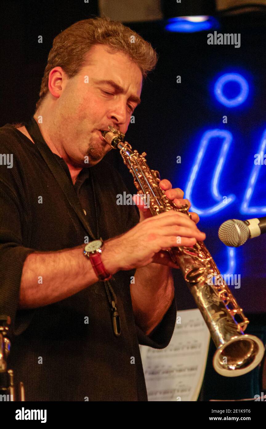 Bill bruford hi-res stock photography and images - Alamy