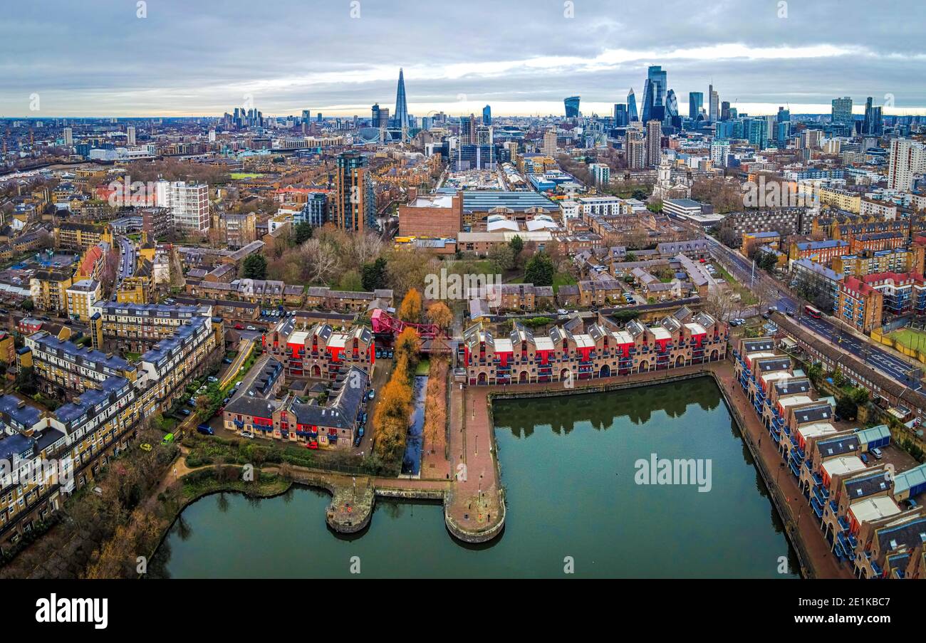 Bridge shadwell hi-res stock photography and images - Alamy