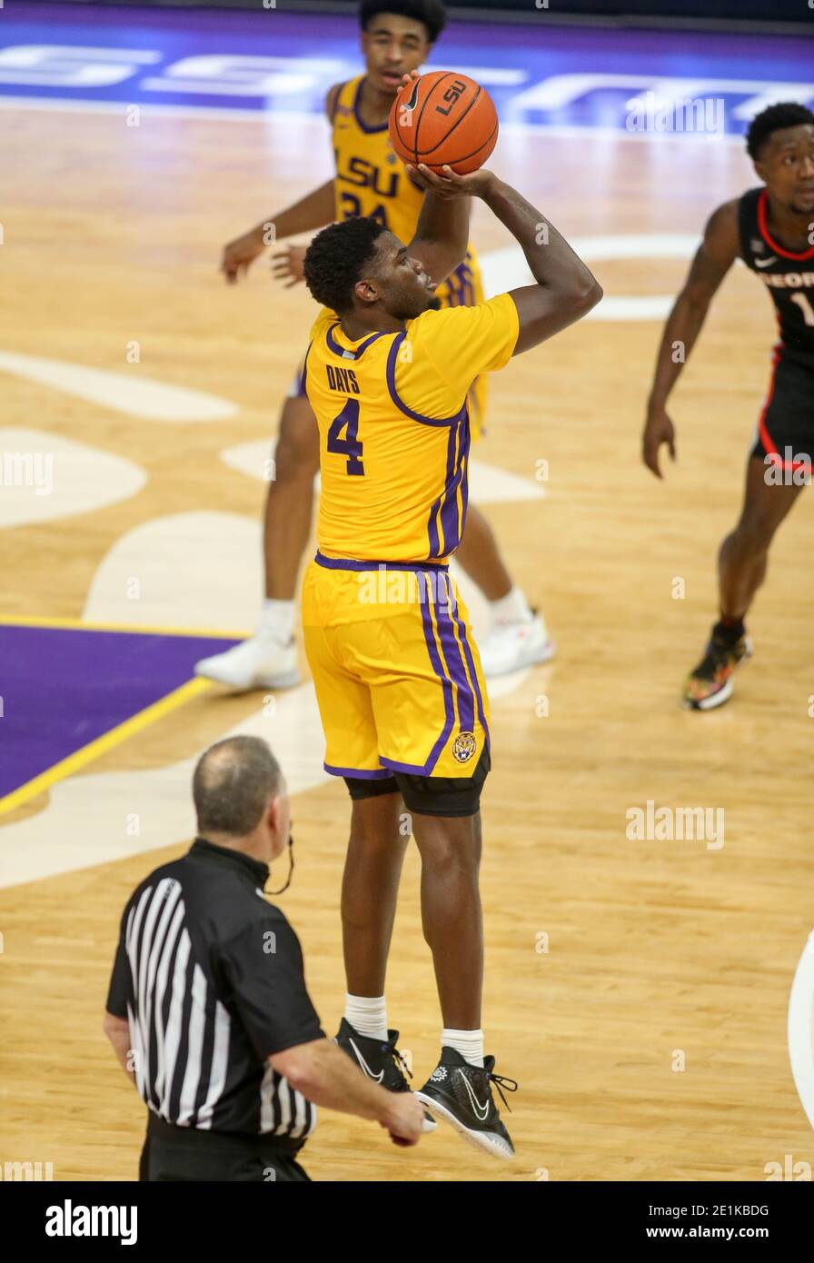 Baton Rouge, LA, USA. 6th Jan, 2021. LSU Forward Darius Days (4) puts ...