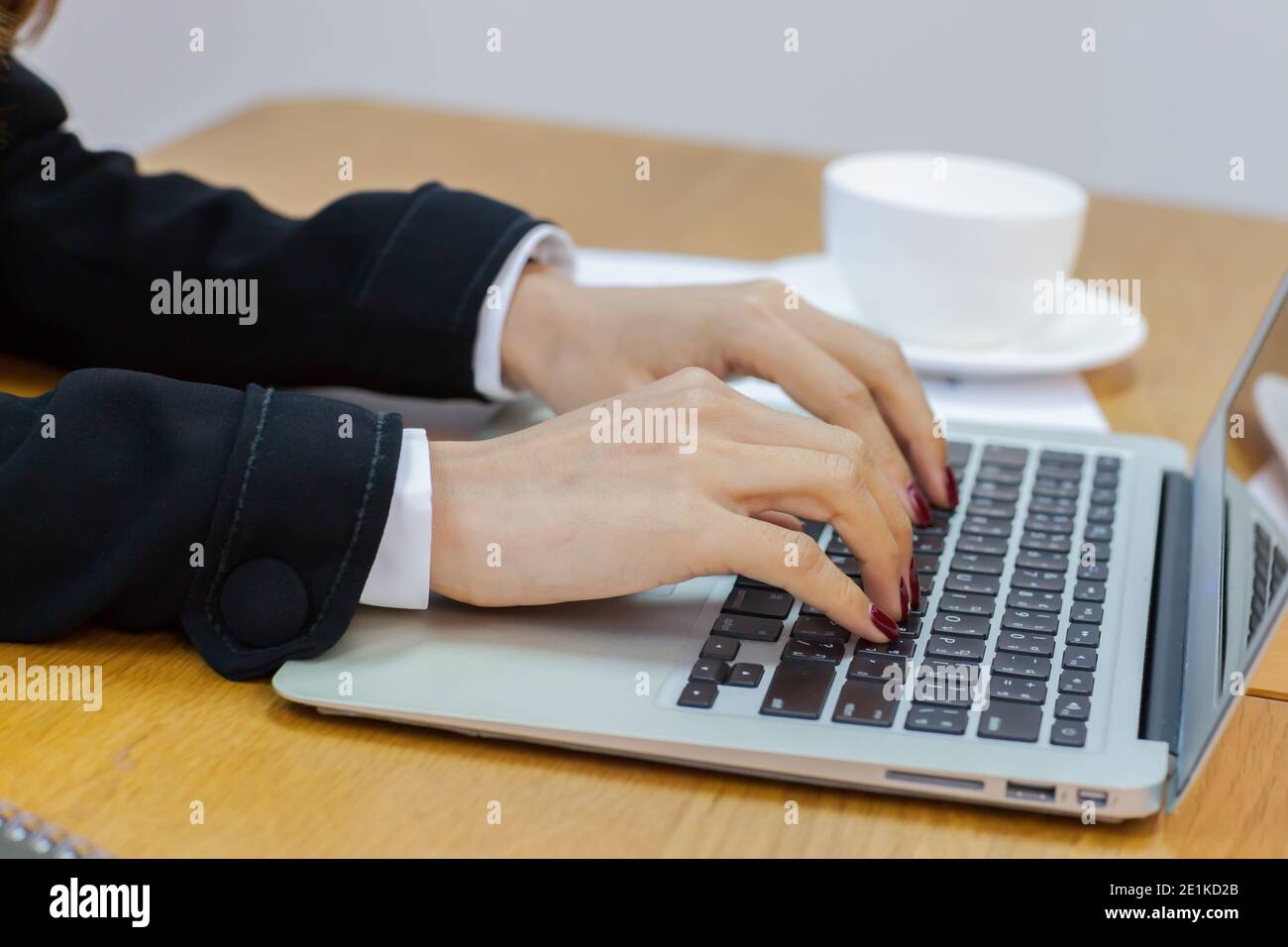 Put font hi-res stock photography and images - Alamy