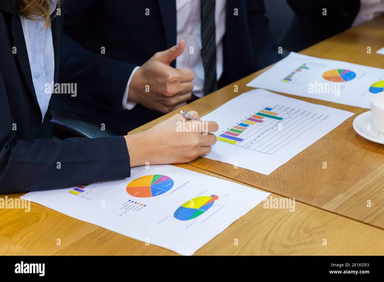 Group presentations hi-res stock photography and images - Alamy