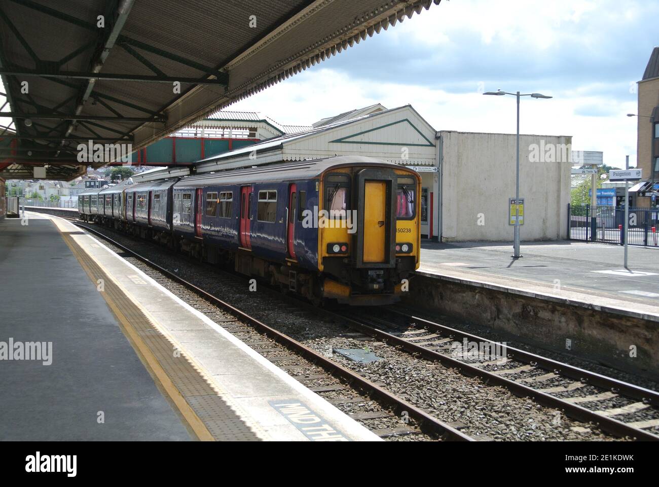 Gwr british rail class 150 hi-res stock photography and images - Alamy