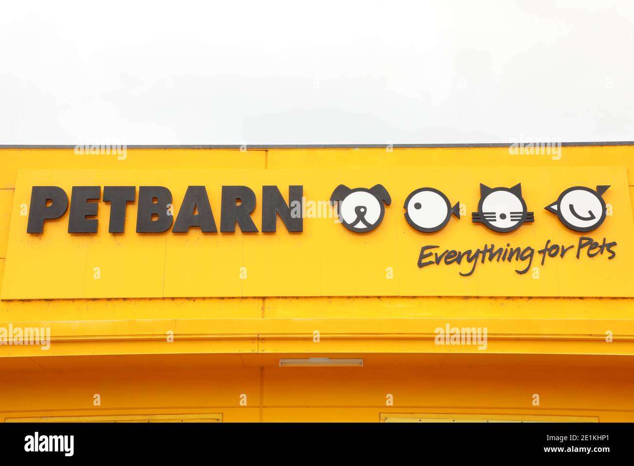Petbarn hi-res stock photography and images - Alamy