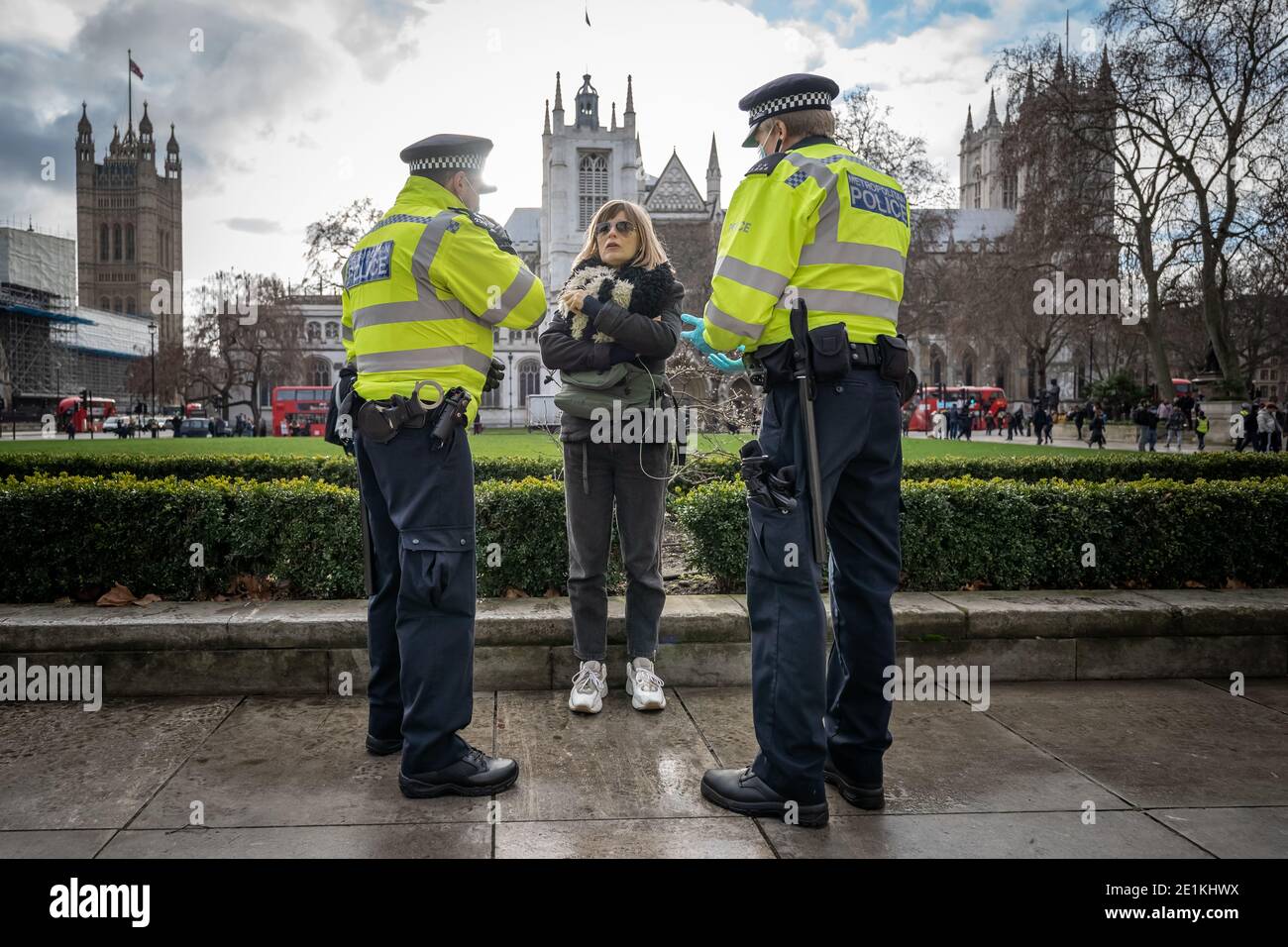 Coronavirus: Police prepare to issue £200 spot fines during an ...