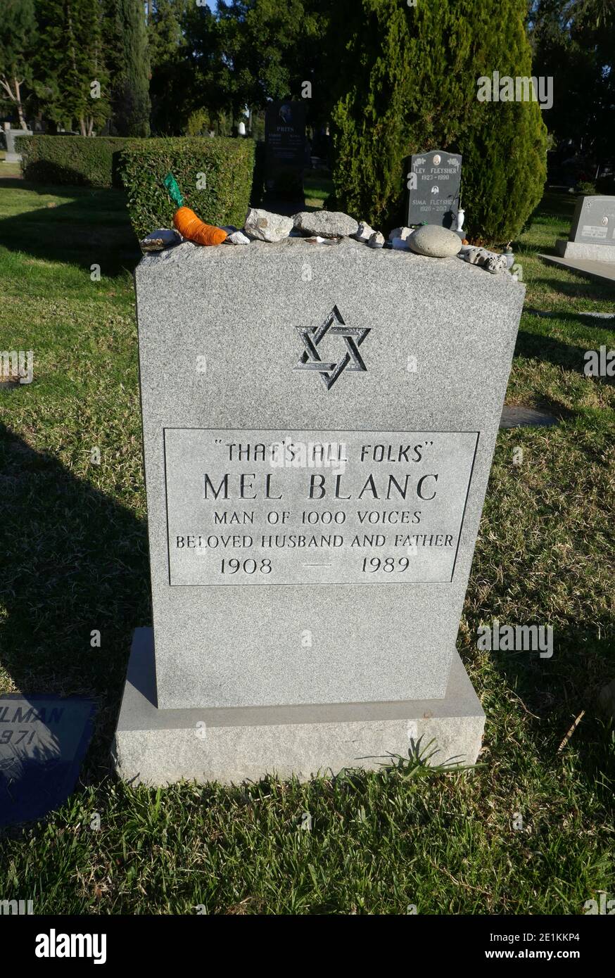 Mel blanc grave hi-res stock photography and images - Alamy