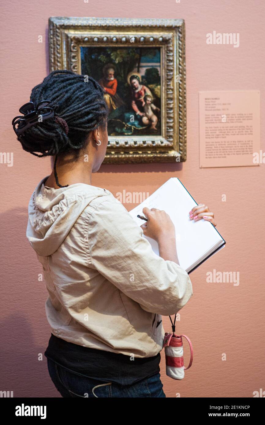 Students learning about art in a museum Stock Photo - Alamy