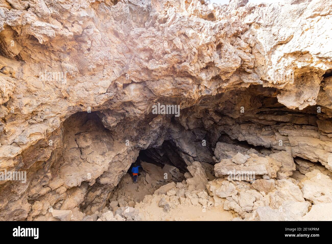 Mojave desert lava tube hi-res stock photography and images - Alamy