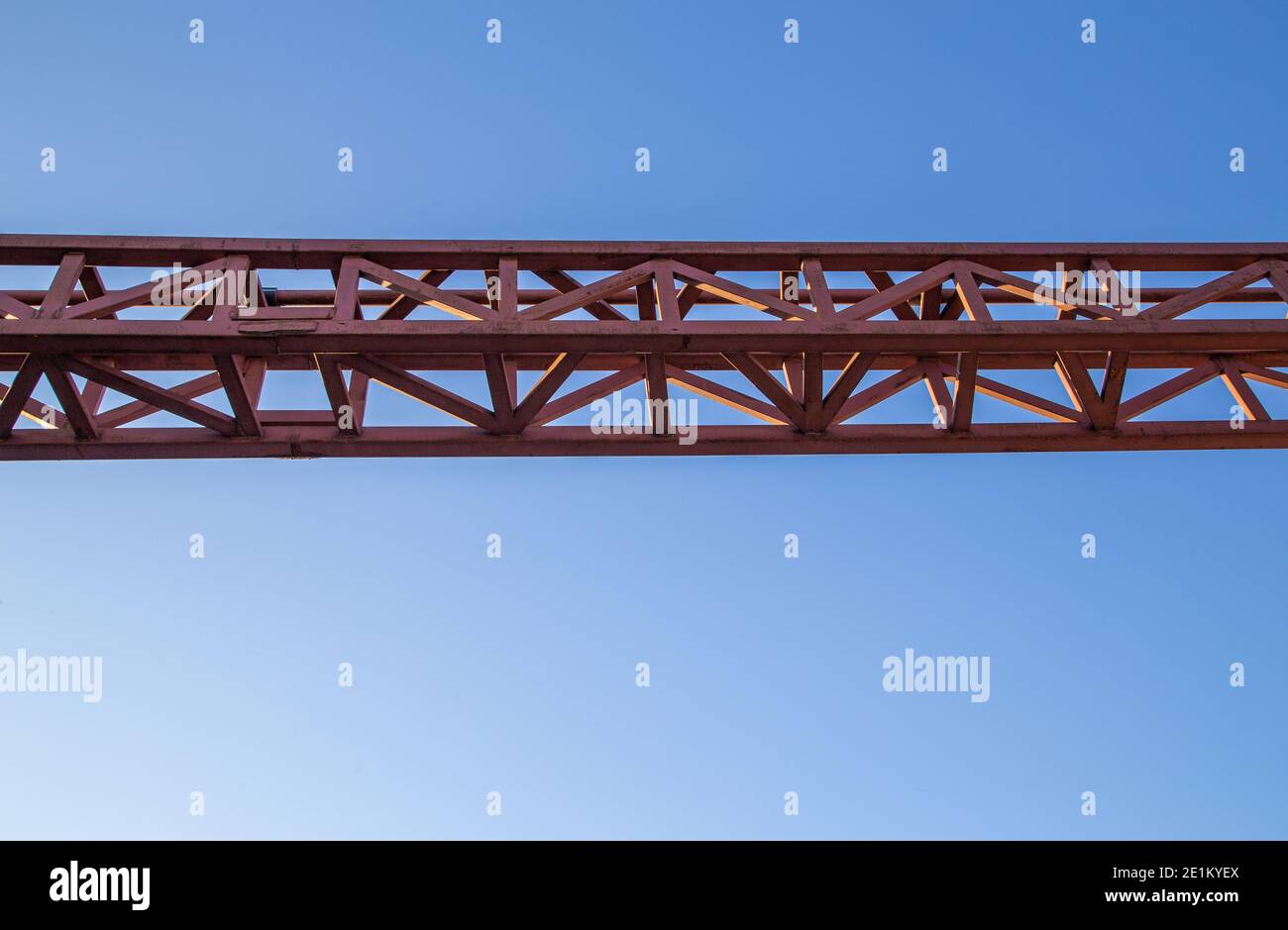 Diagonal steel beam hi-res stock photography and images - Alamy
