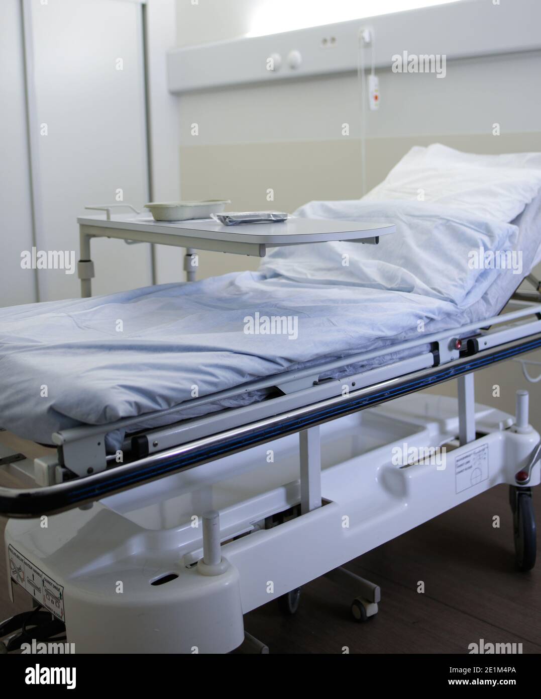 Sick beds hi-res stock photography and images - Alamy