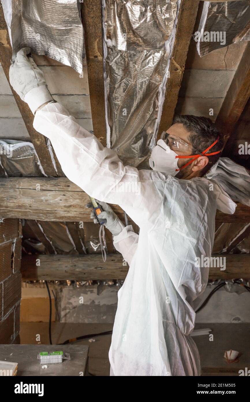 Insulation work hi-res stock photography and images - Alamy