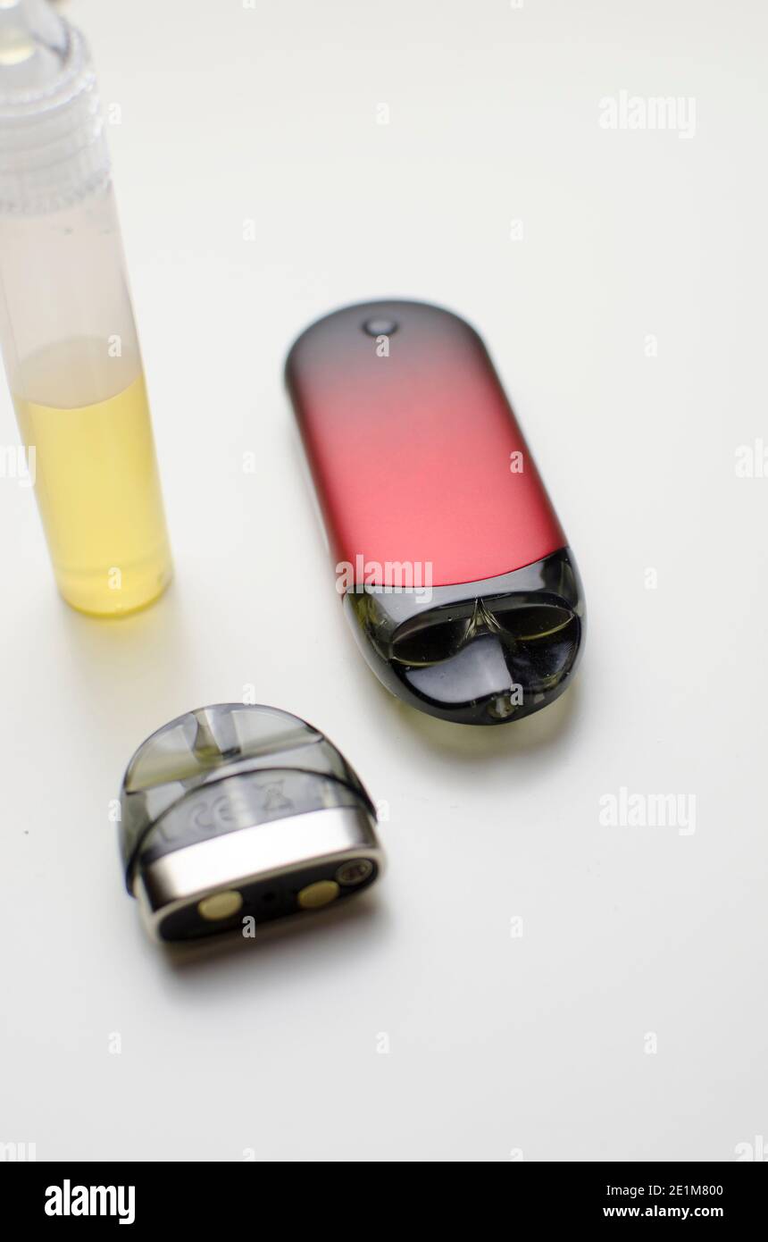 Vape pod system or pod mod with changeable cartridges , from above ...