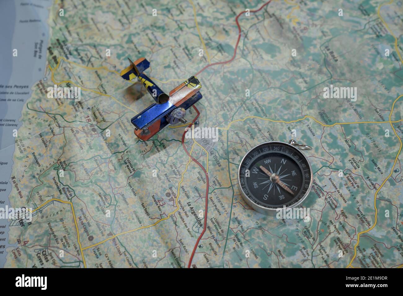 Airplane symbol hi-res stock photography and images - Alamy