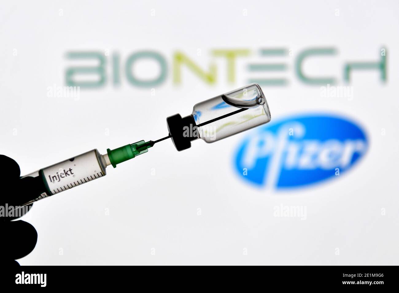 Pfitzer biontech hi-res stock photography and images - Alamy