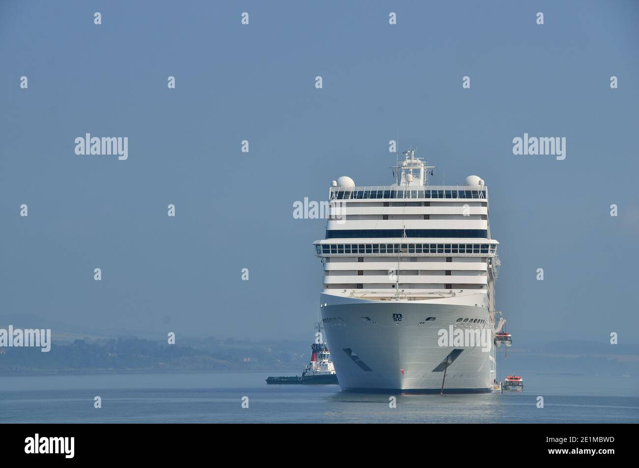 Anchored seating hi-res stock photography and images - Alamy