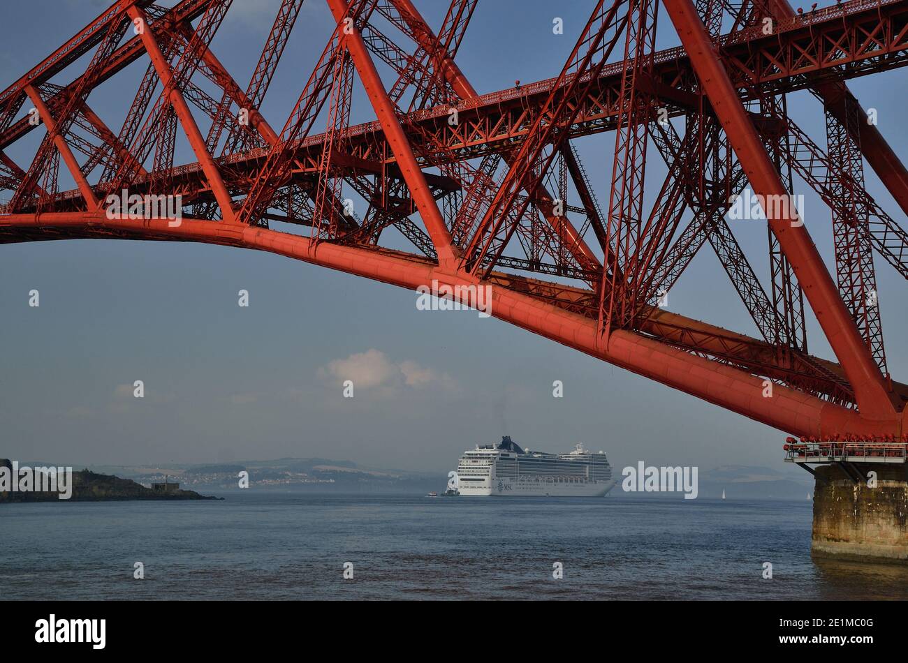 Container ship bridge wing hi-res stock photography and images - Alamy